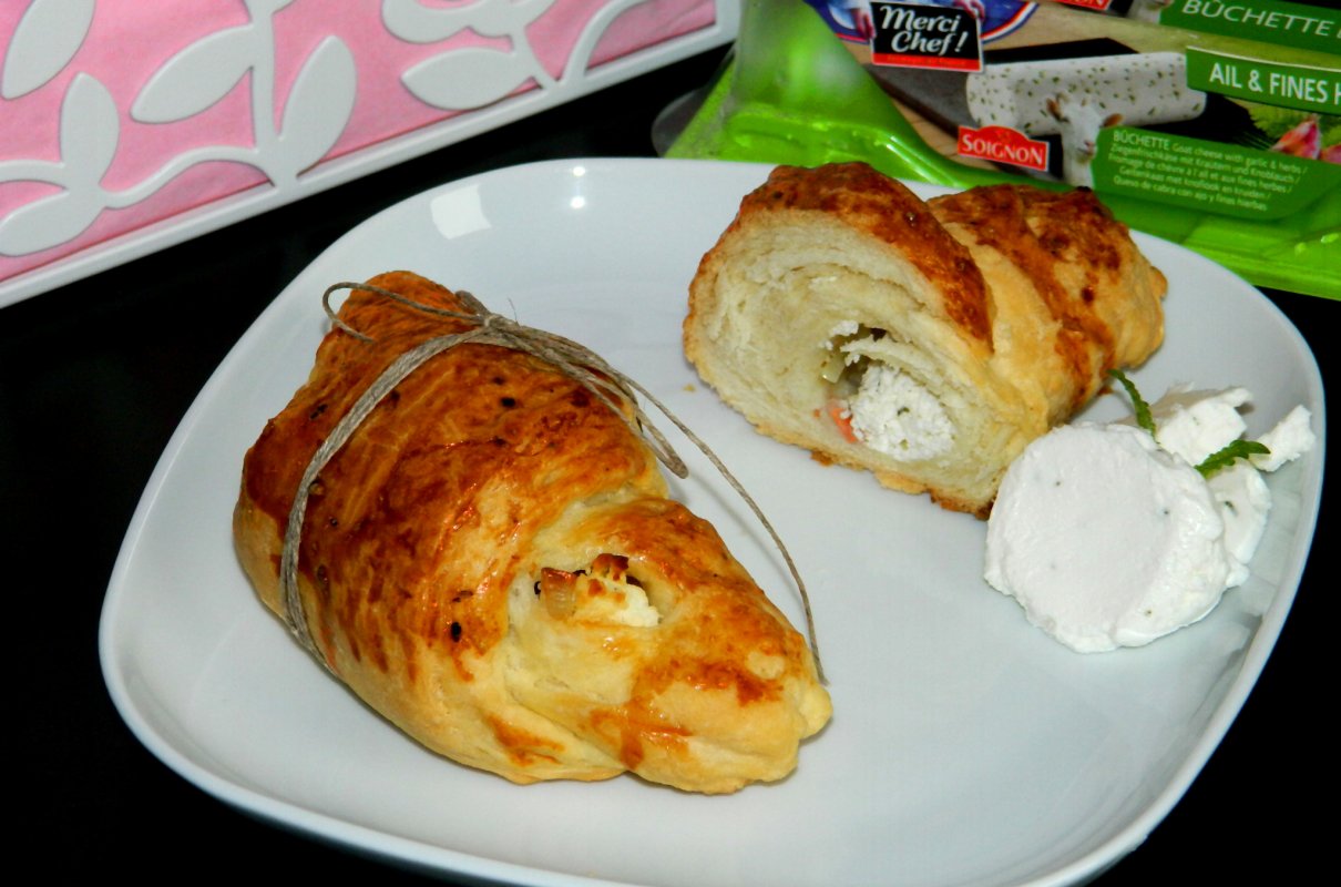 Nadziewane rogaliki croissant