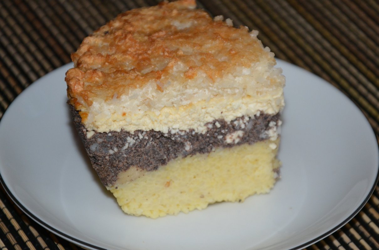 Seromak z kokosową bezą na kaszy jaglanej