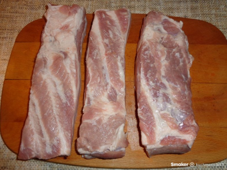 Boczek wieprzowy w ziołach i czosnku w słoiku.