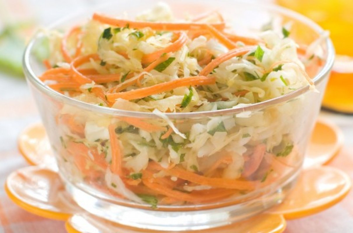 10 przepisów na surówki