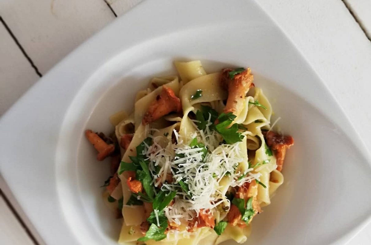 Marakon z kurkami i pistacjami