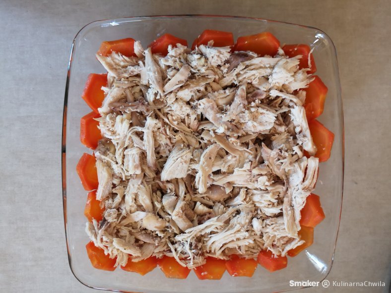 Kolorowa mięsna galaretka