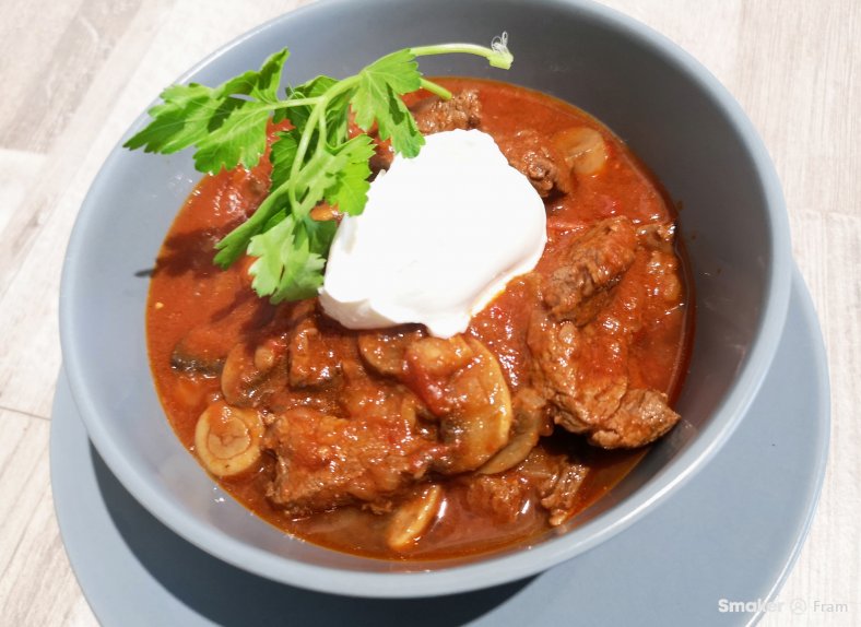 Boeuf Stroganow