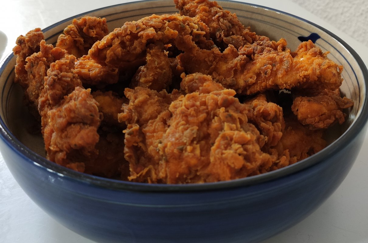 Stripsy drobiowe domowe a jak z KFC