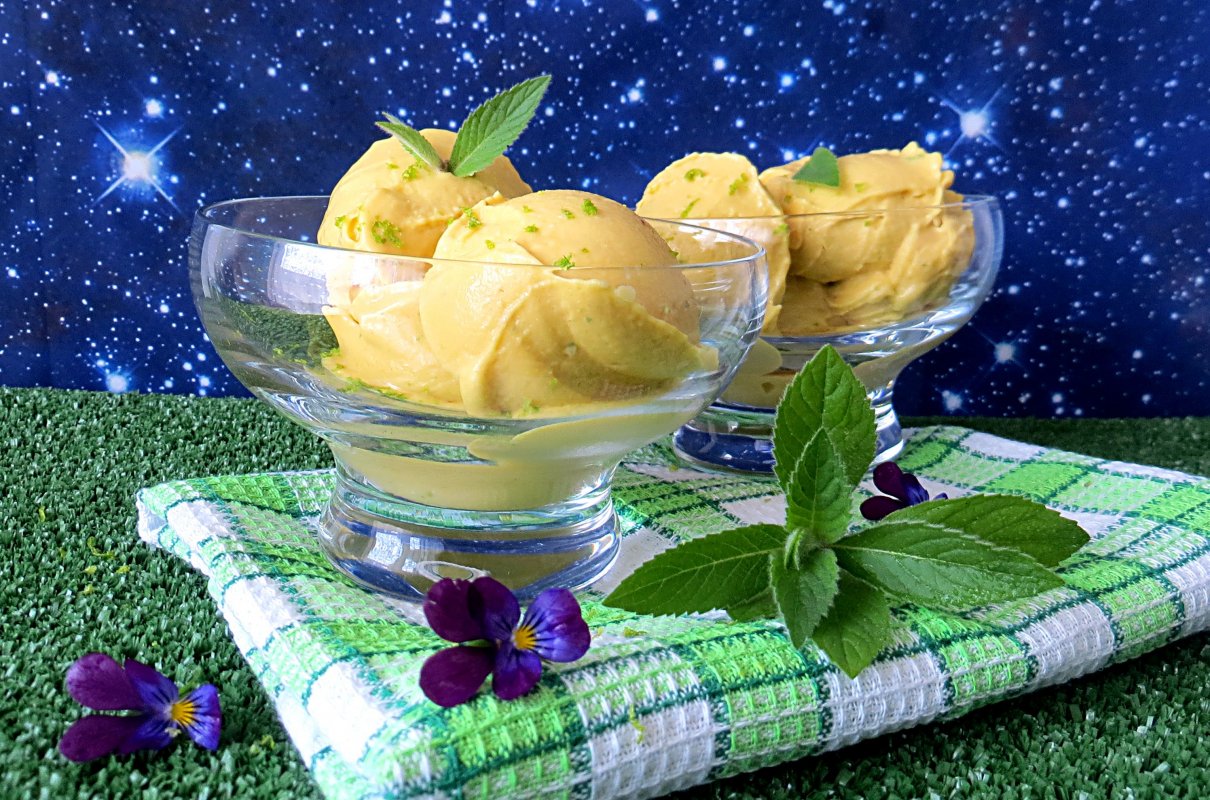 Lody z mango lekko odchudzone