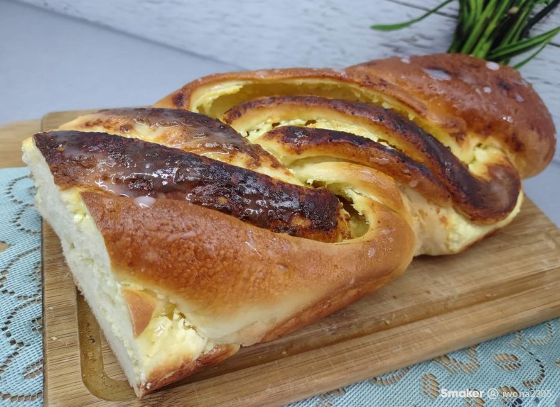 Drożdżówka z serem