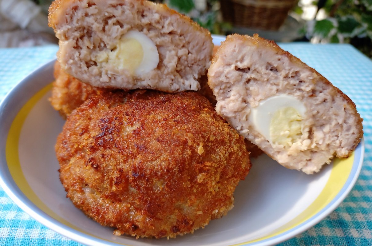 Kotlet mielony z niespodzianką