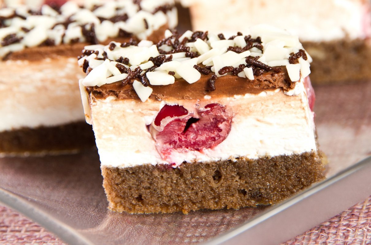 Buziak Carycy - Desery - Smaker.pl