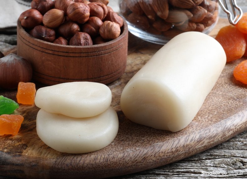 Marcepan do ciast – jak zrobić?