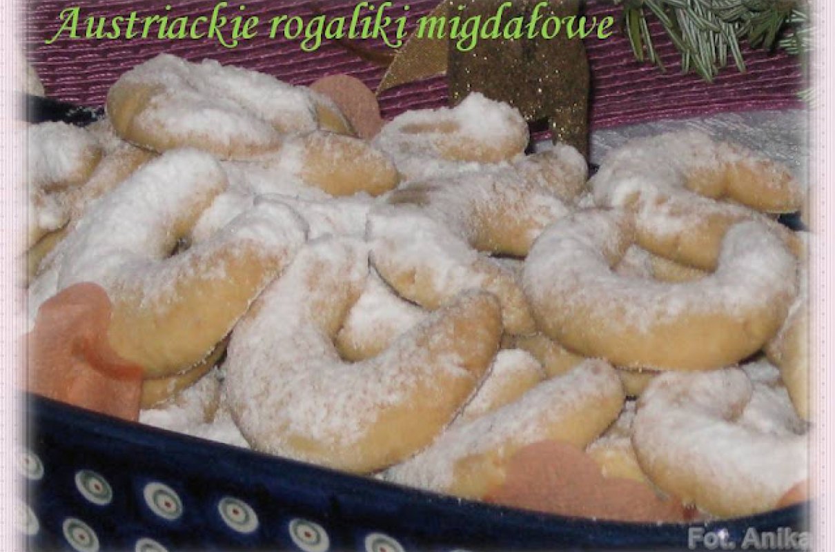 Austriackie rogaliki migdałowe
