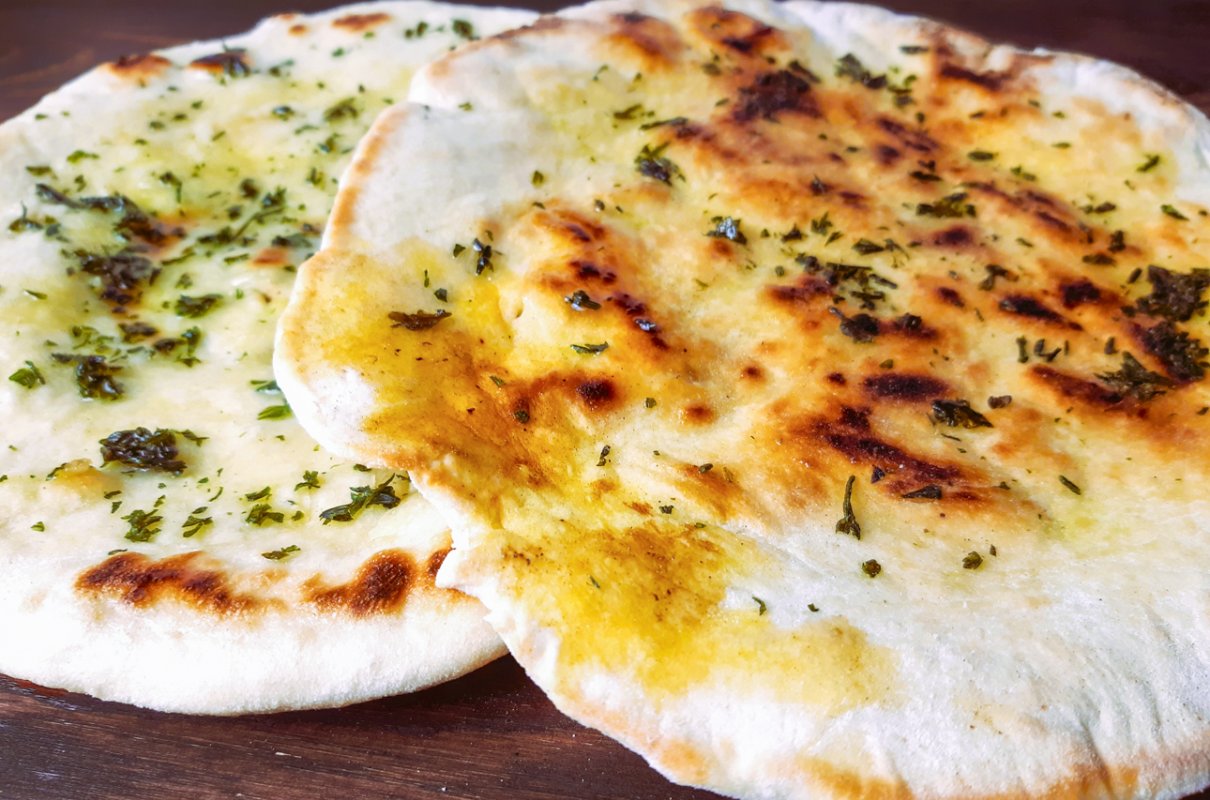 Turecki chlebek z patelni-bazlama