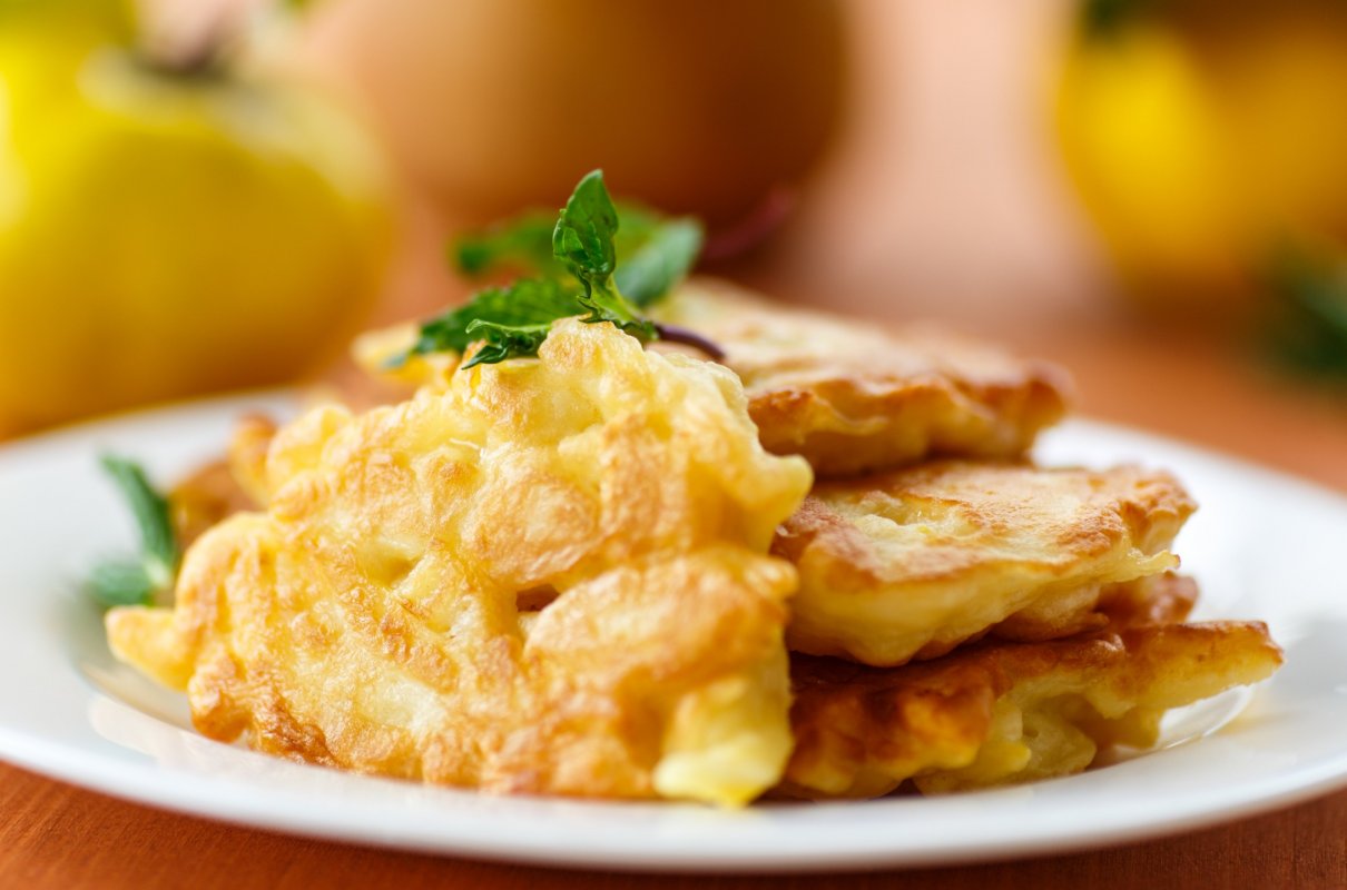 Szybkie placki z jabłkami