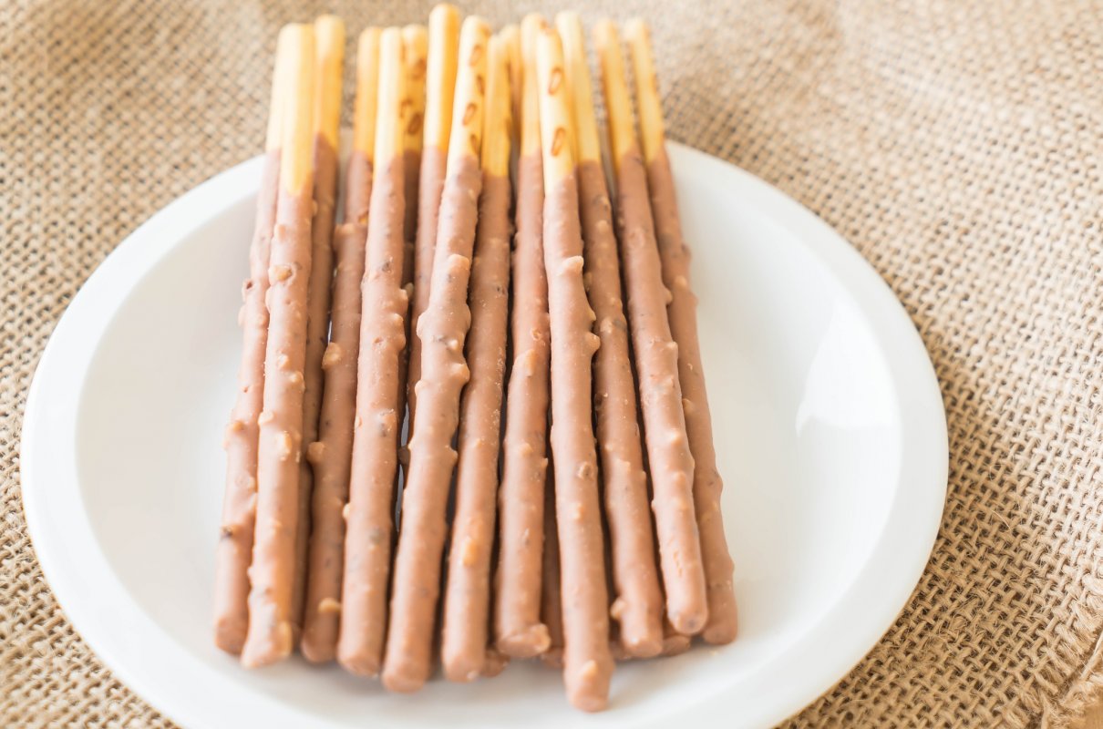 Solone paluszki w czekoladzie