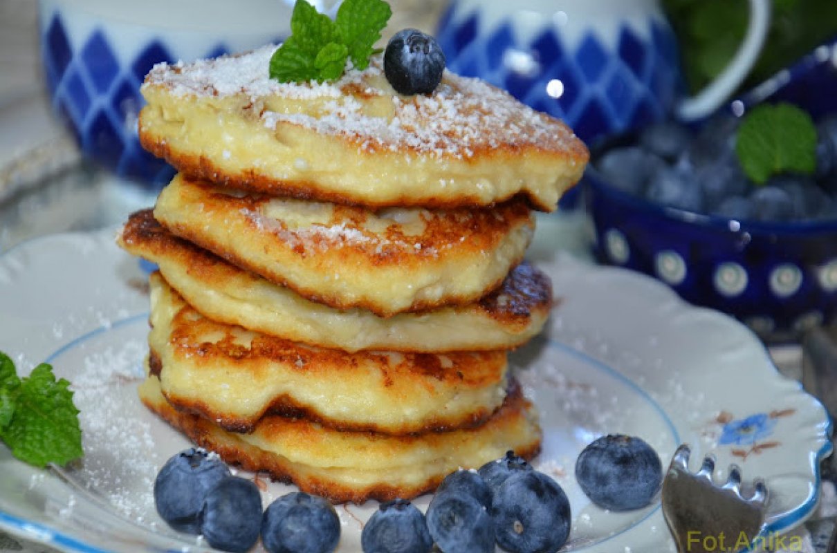 Placki twarogowe z bananem